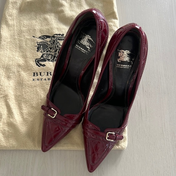 Burberry | Shoes | Burberry Quilted Patent Leather Pointytoe Pumps In ...